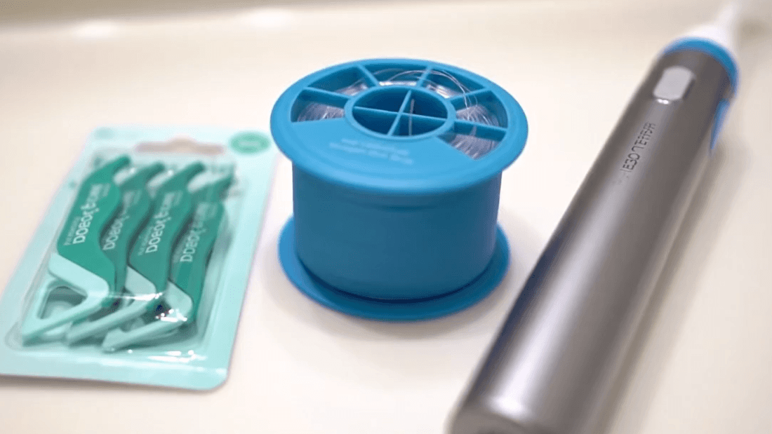 Beyond the Brush: String Floss vs. Water Flossers vs. Floss Picks – Which Cleans Best? | General ...